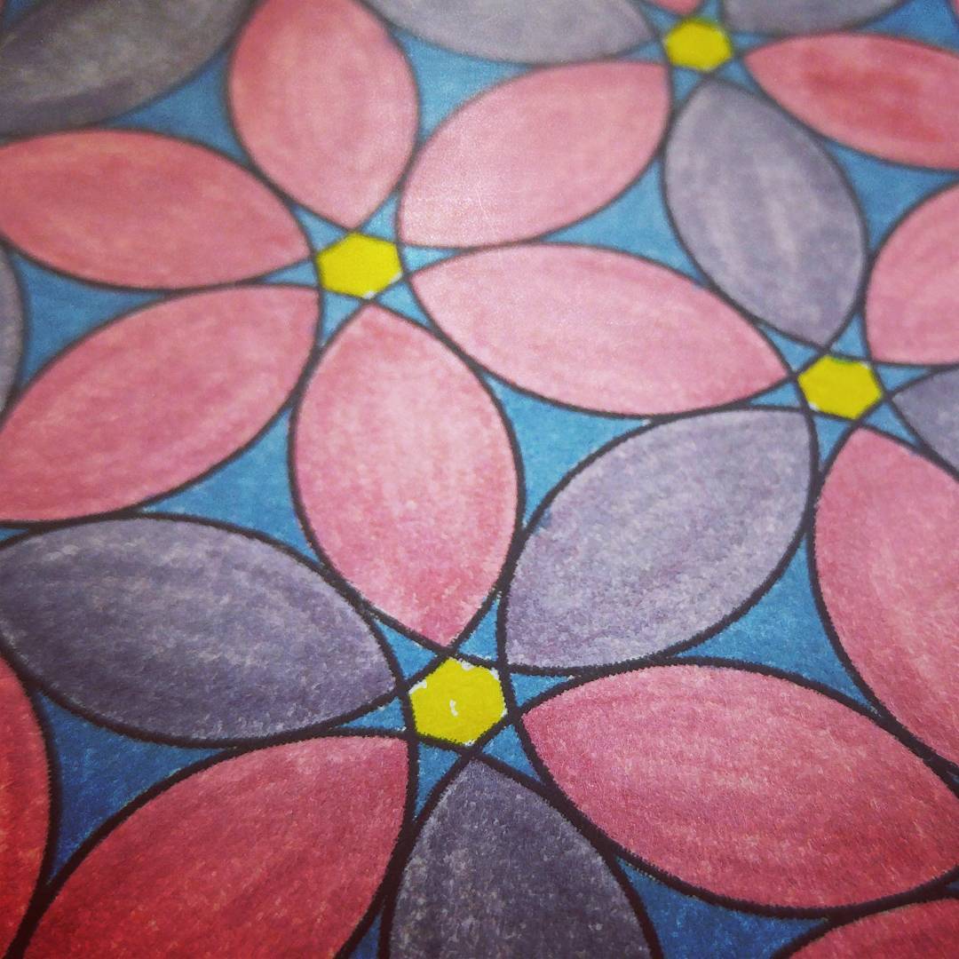 Geomegic • “Circular Grid” Coloring Pattern